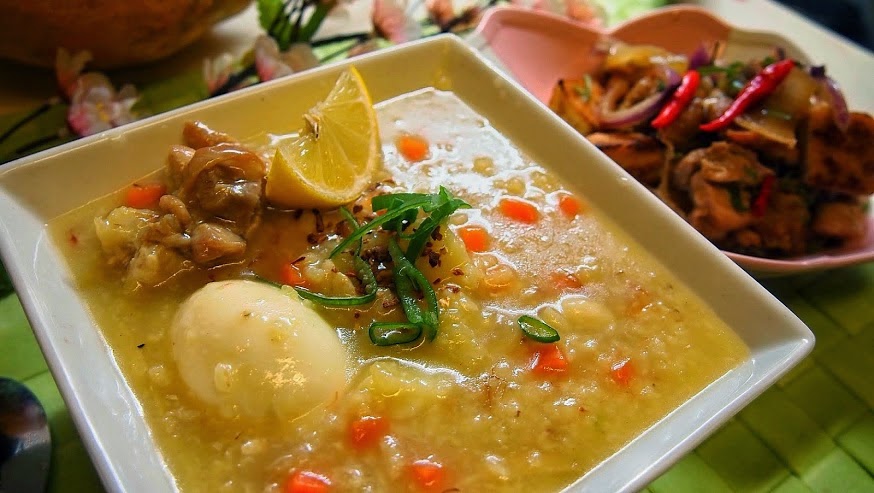 LUWEEH KITCHEN : Arroz caldo ( Lugaw ) with carrots and potato
