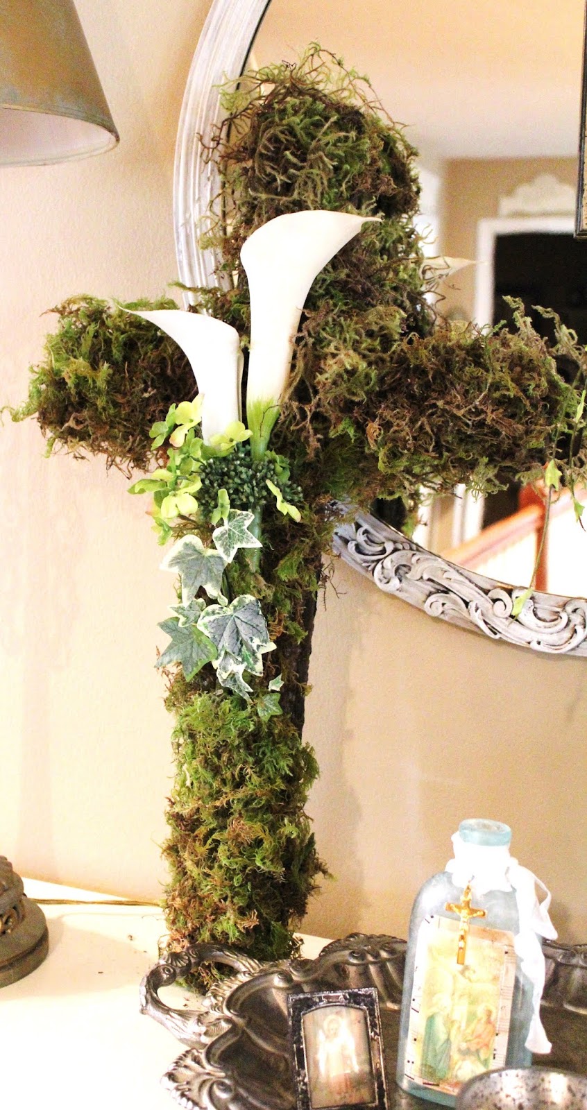 common ground : Moss Covered Cross in the Entry