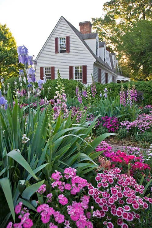 Colonial & Early American Gardens: Historic Gardens - Spring at ...