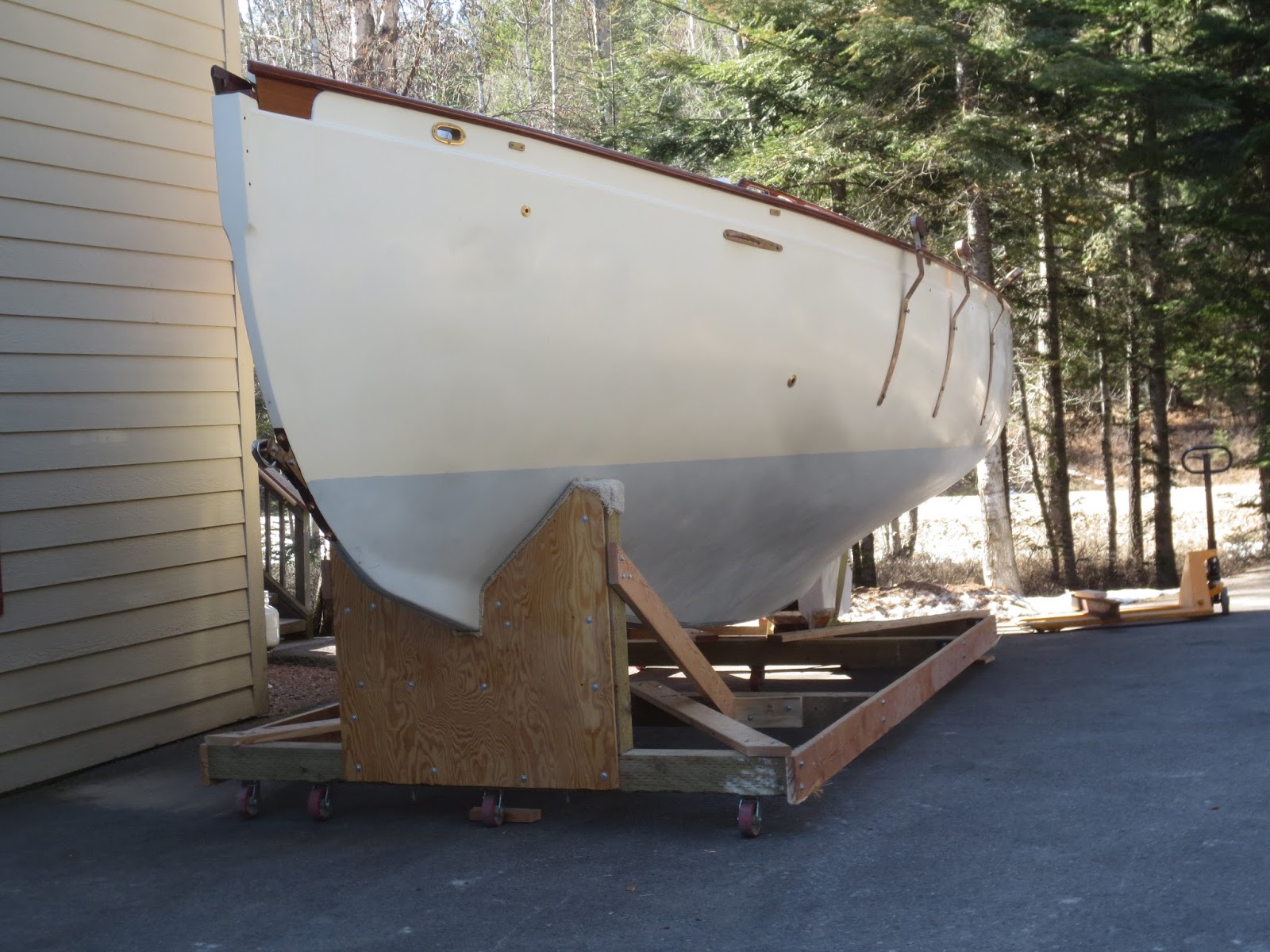 Building a NorthSea 29 - the build continues: Shrouds, Blocks and ...