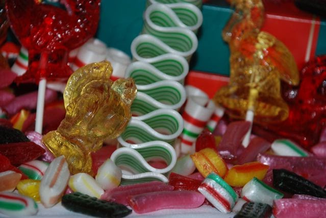 Damn Yak Dry Goods Co.: Robertson's Candy.