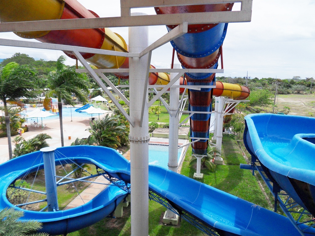 Neiva Huila Colombia: PLAYA JUNCAL