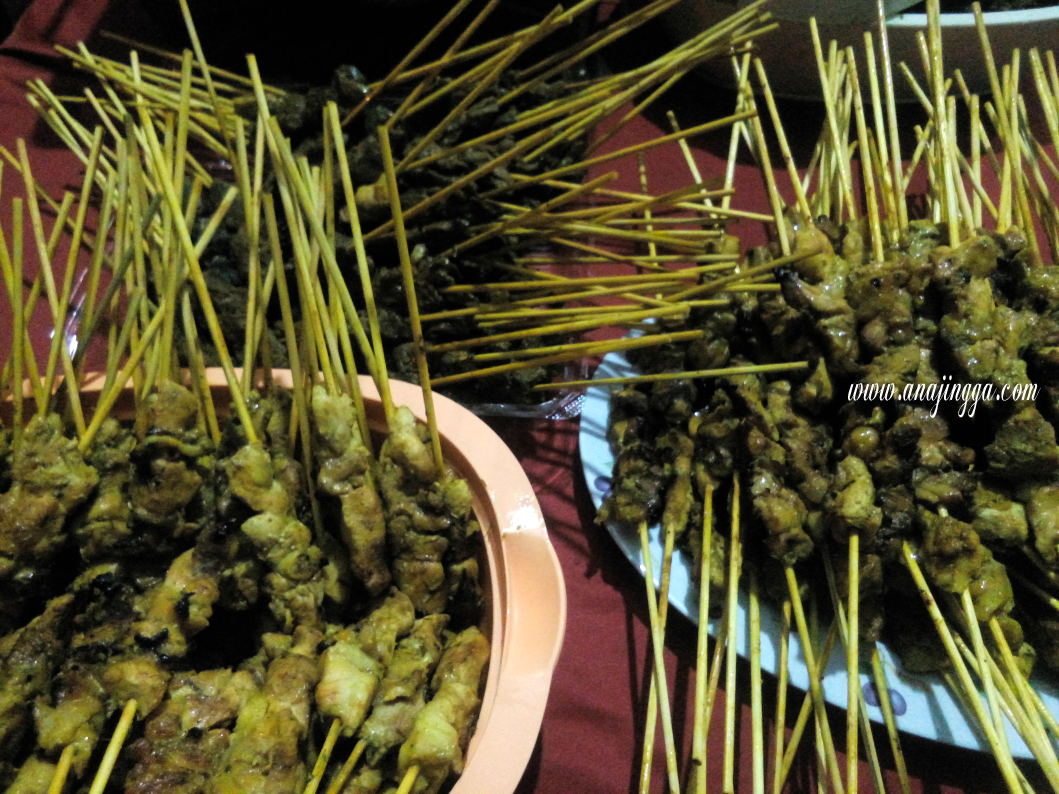 Pelbagai Menu Potluck Majlis Hari Raya