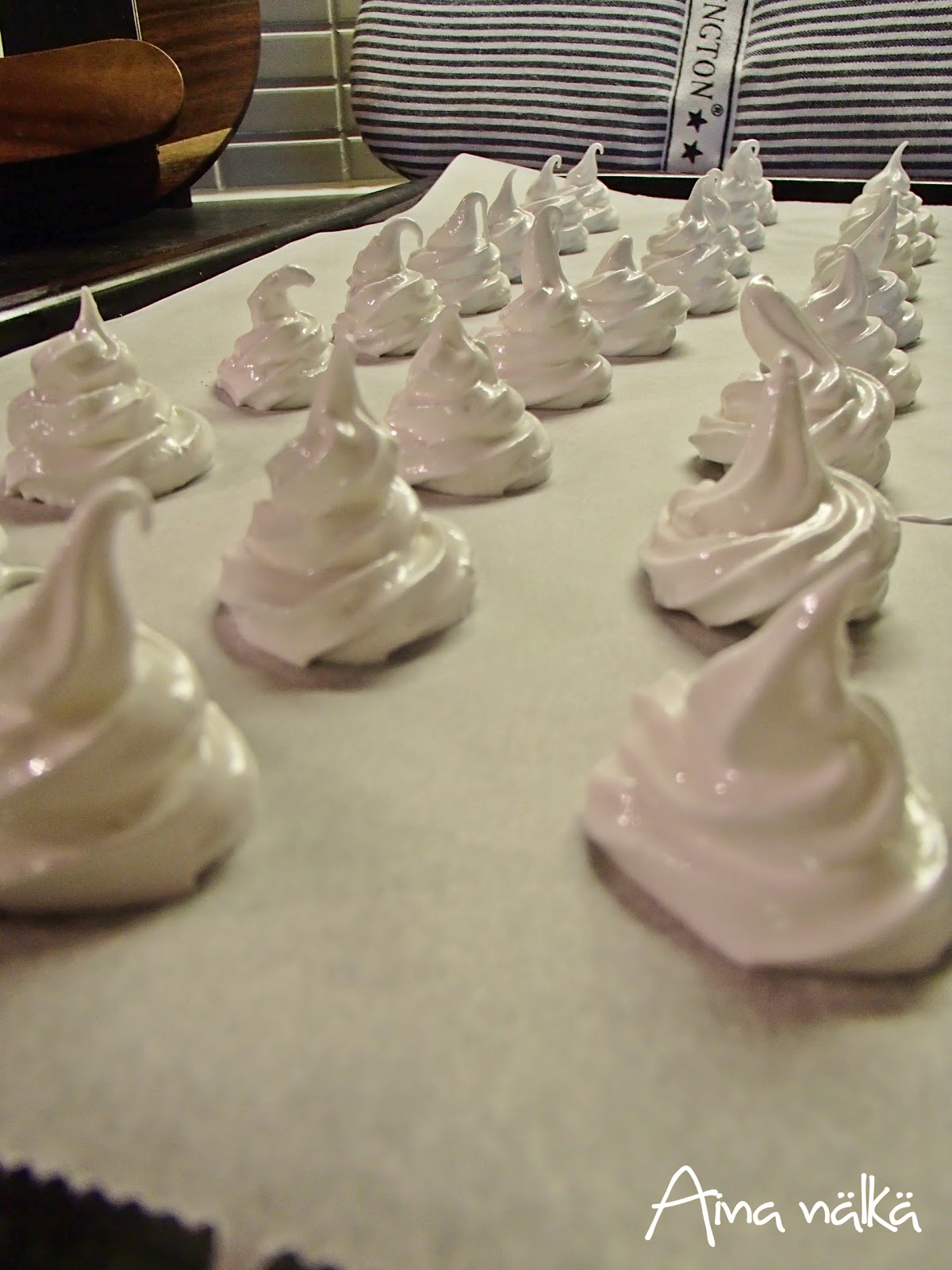 Aina nälkä: Mareng suisse