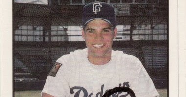 Daily Autograph: Kyle Cooney