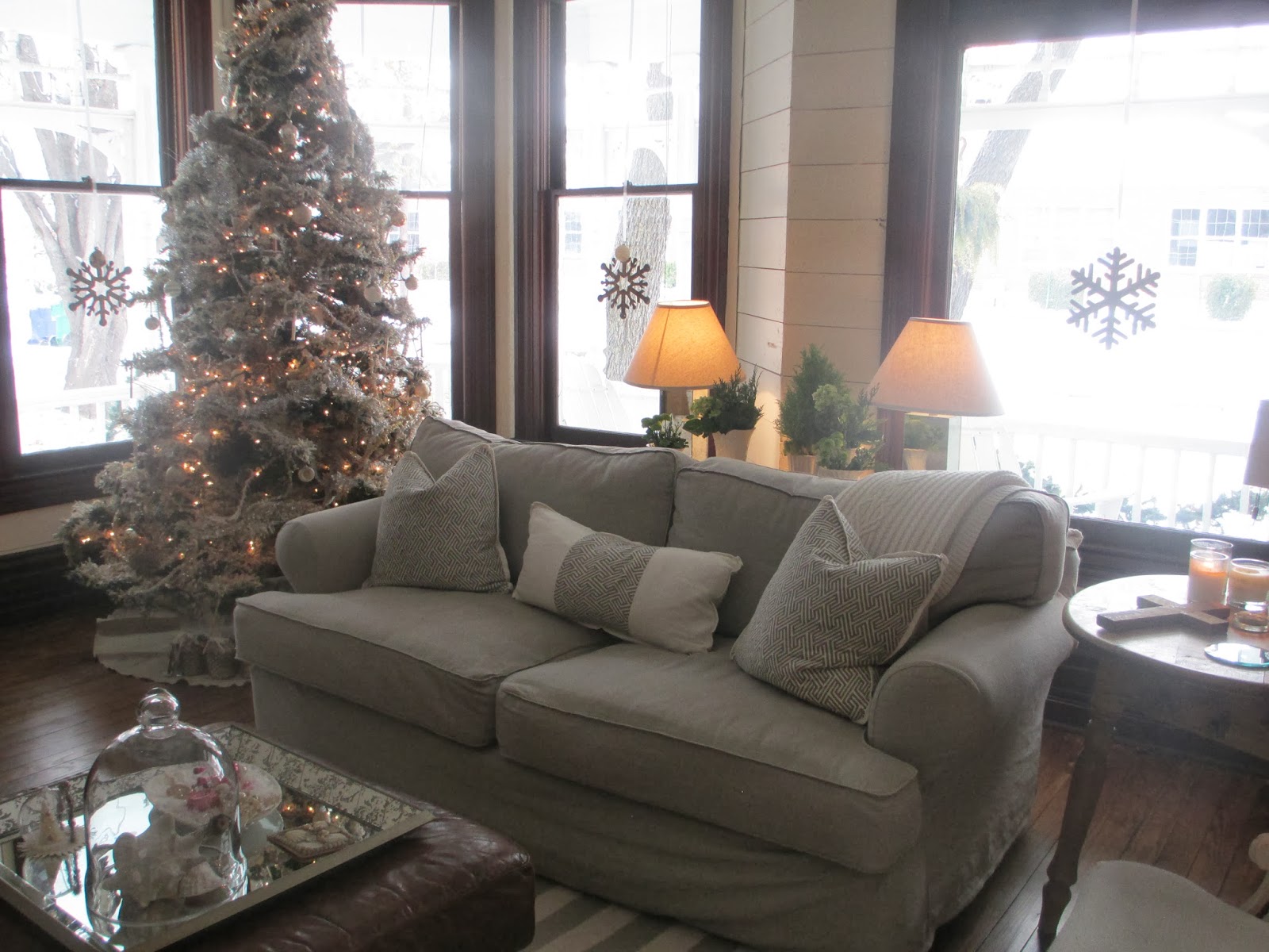 Me and My House: Holiday Home Tour
