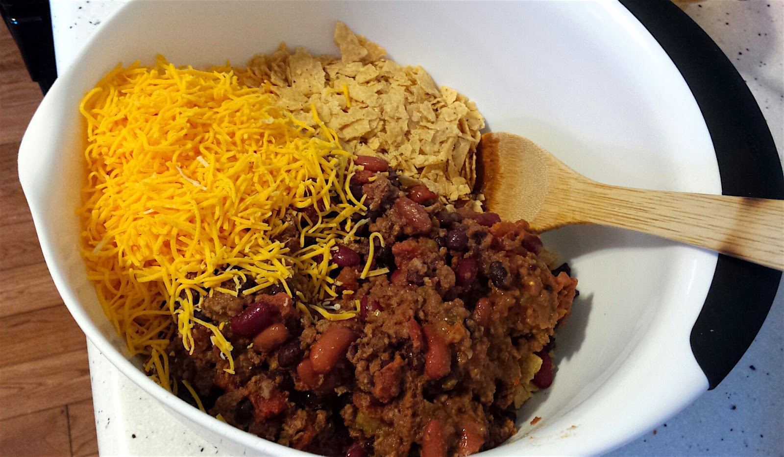 Hot Dinner Happy Home: Leftover Chili Bake