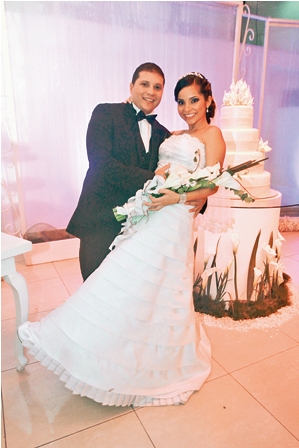 Erwin Vaca y Diana Urganivia Una boda de tinte albiverde | Bodas
