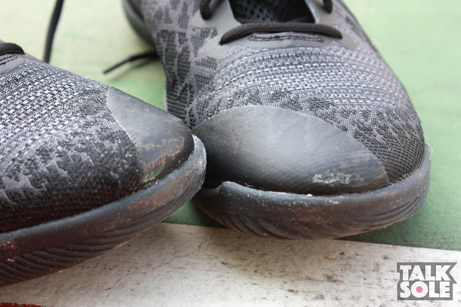 TalkSole: [Sole 師傅鞋評] 改名換姓但勇猛依然的MAMBA RAGE EP