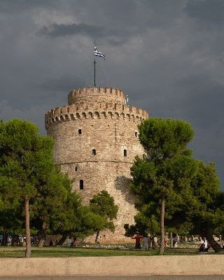 ΙΣΤΟΡΙΑ ΕΛΛΗΝΙΚΗ ΚΑΙ ΠΑΓΚΟΣΜΙΑ : ΛΕΥΚΟΣ ΠΥΡΓΟΣ ή ΠΥΡΓΟΣ ΤΩΝ ΛΕΟΝΤΩΝ