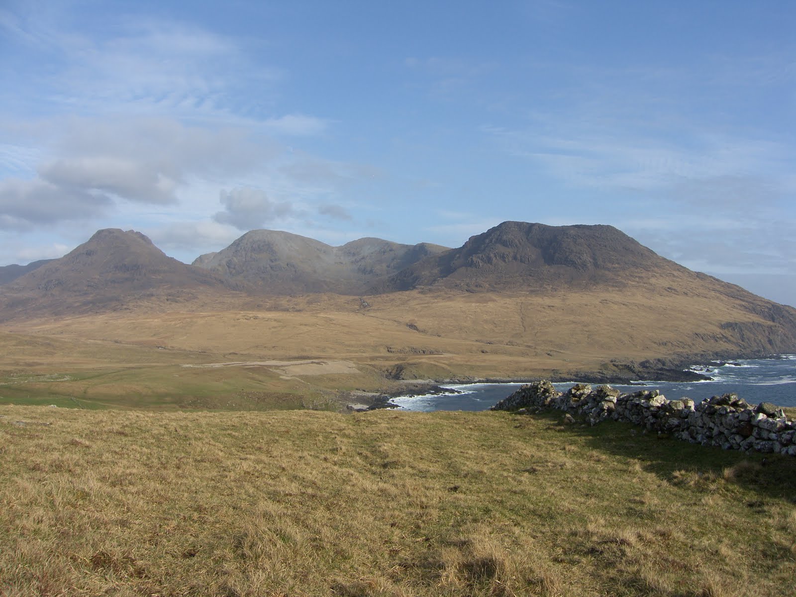 Cottages Scotland: Walking on the Isle of Rum April 2011
