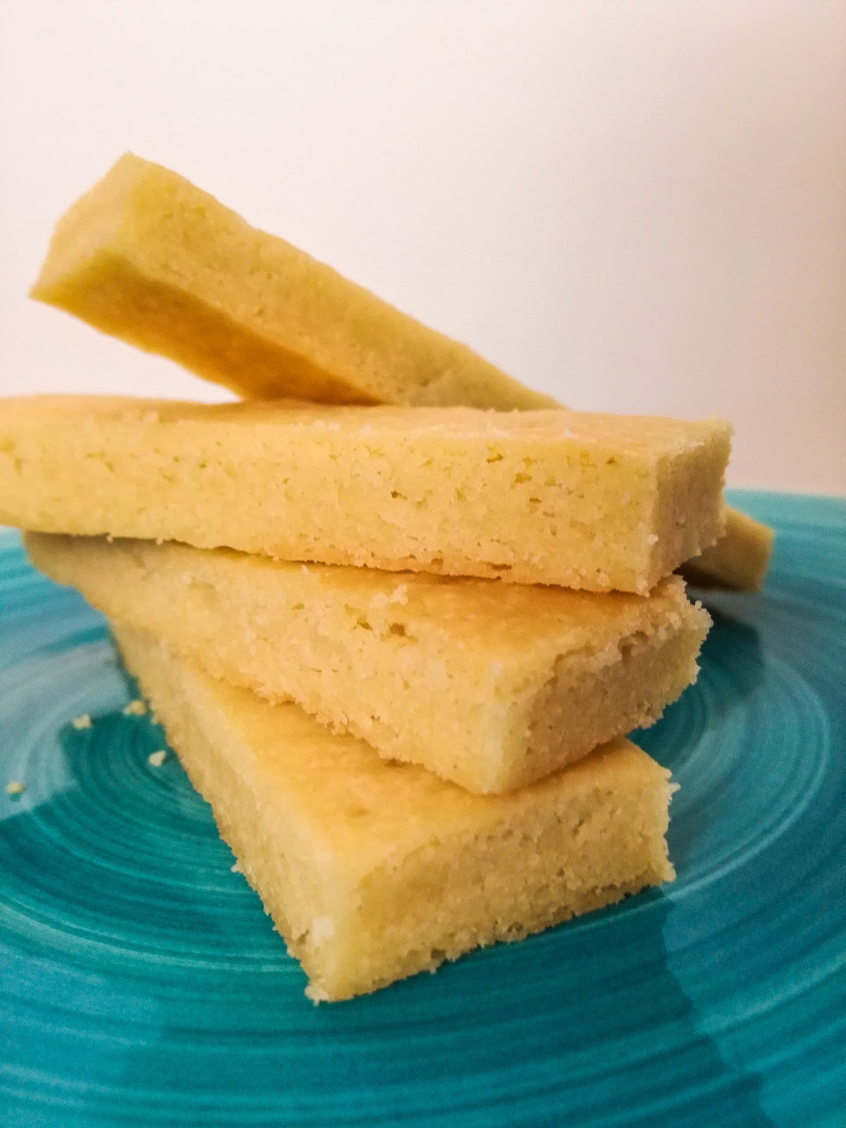 ΣΠΙΤΙΚΑ TWIX (ΒΑΣΙΚΗ ΣΥΝΤΑΓΗ SHORTBREAD ΜΠΙΣΚΟΤΟΥ) | Pastry...tsio