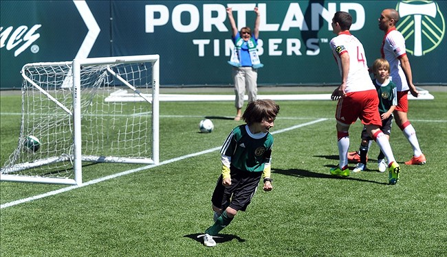 5 Fantastic Goals Scored by Kids | FOOTY FAIR