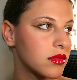 Fashionista Smile: Editor's Pick: BA STAR: Holiday Make Up Special