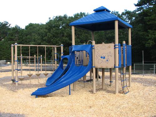 Kenneth Coombs Elementary School Playground - Great Hay Road - Mashpee ...