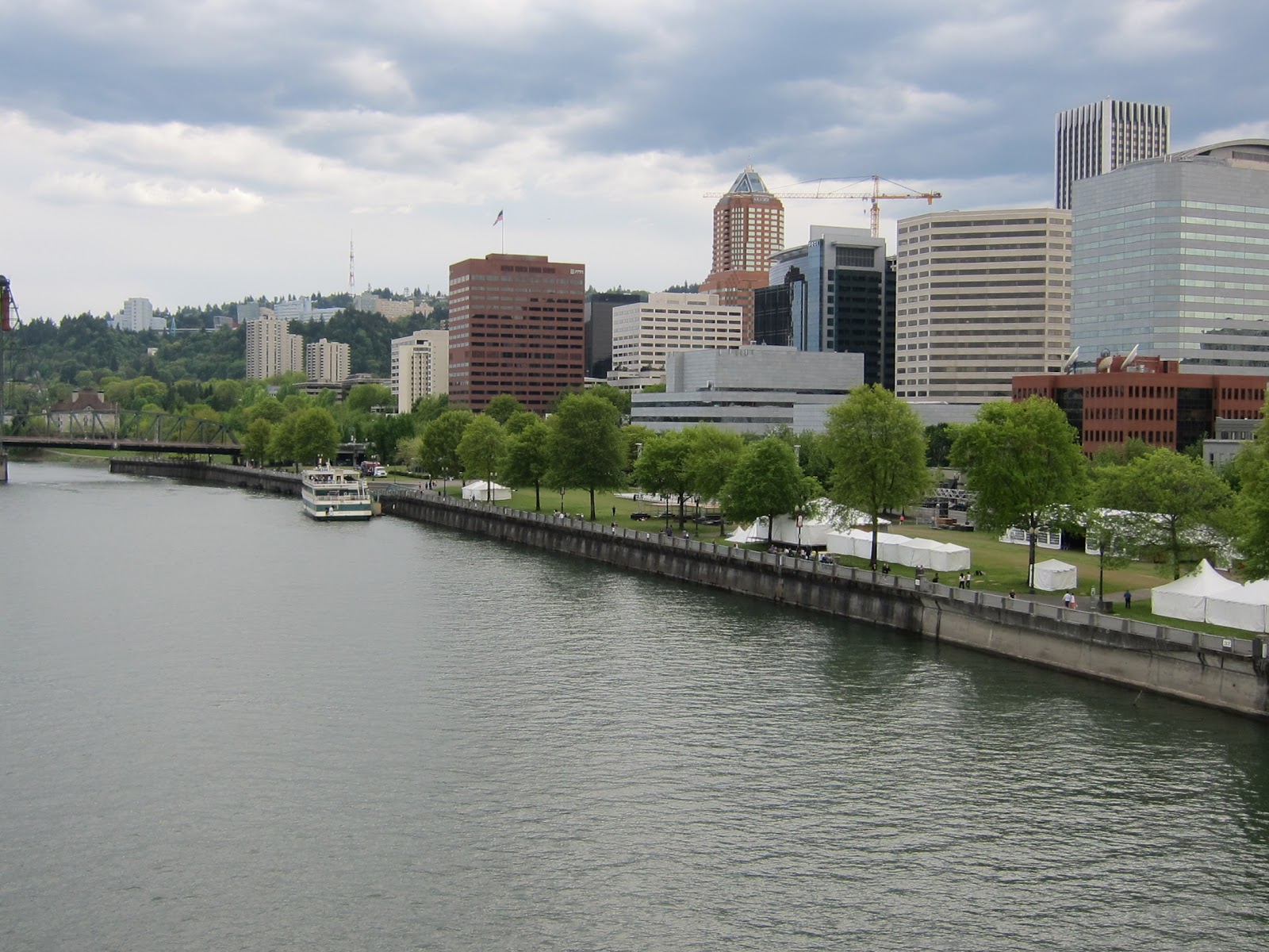 Pacific Northwest Seasons: Seattle vs. Portland: It's Not a Competition!