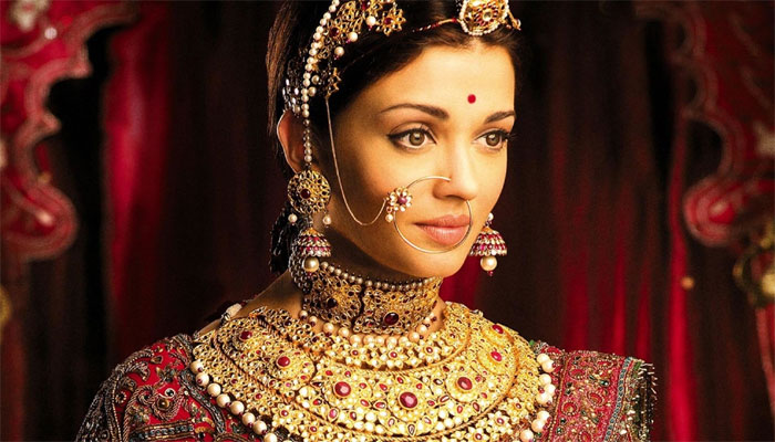 Aishwarya Rai Biography - Bollywood Information