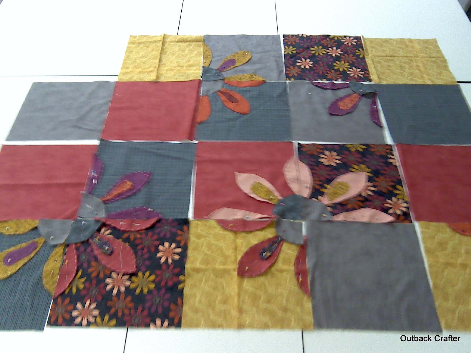 Outback Crafter: Robyn Ginn - Scattered Tiles