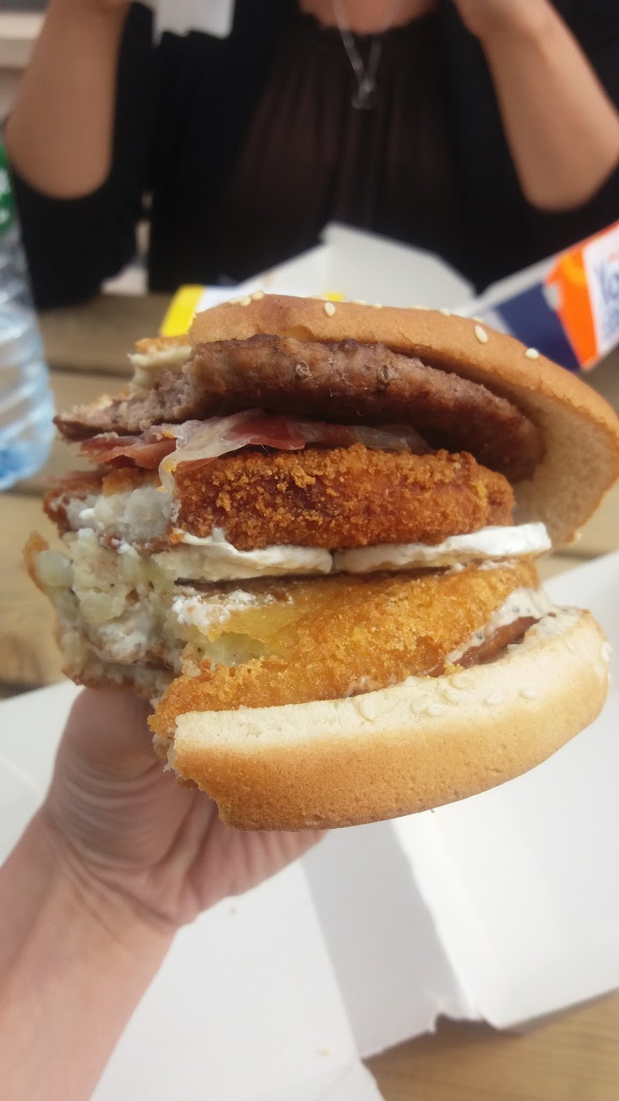 Neige In The City: High Five Burger [resto-Tours]