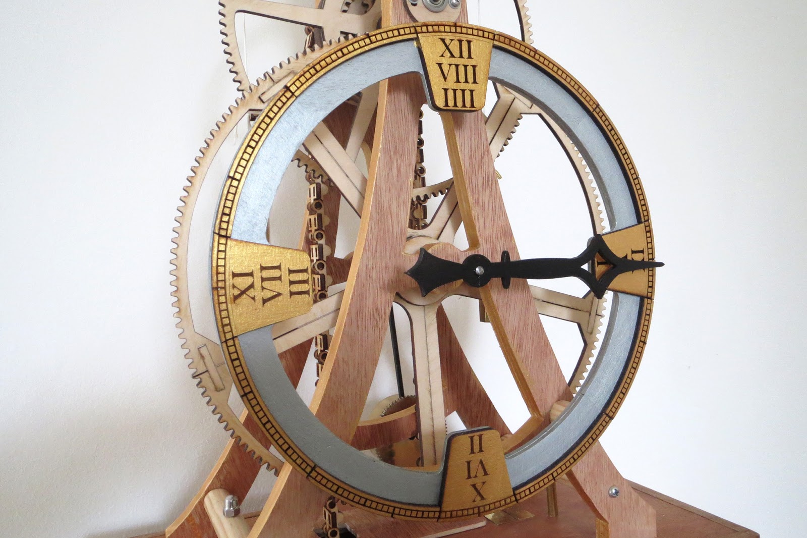Wooden Clock Spot: Franklin Three Wheeler
