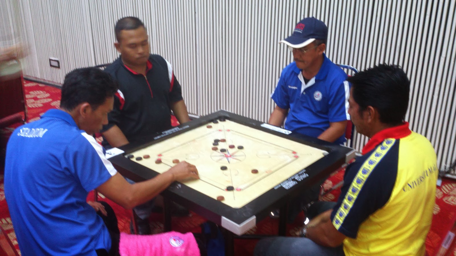 KOMUNITI KAROM ANTARABANGSA: KEJOHANAN KAROM MAKSWIP 2013