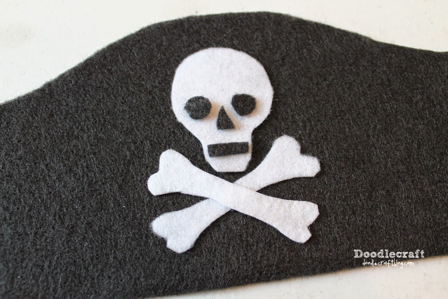 Simple Pirate Costumes!