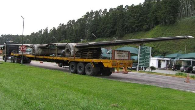 Avioes Abandonados Brasil: F 27 PT-LAF O Sobrevivente