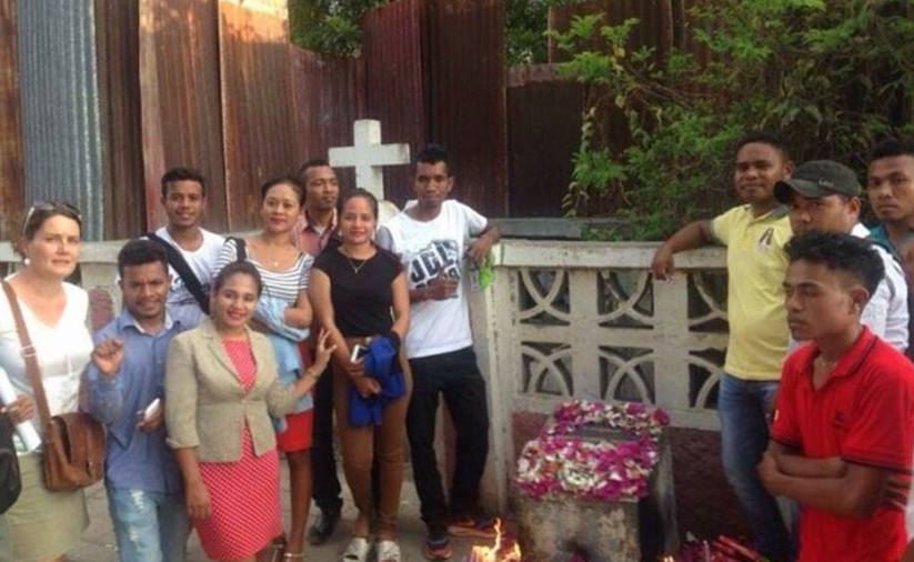 - TIMOR AGORA: S-DESK Komemora Masakre BALIBO FIVE Ba Dala 41