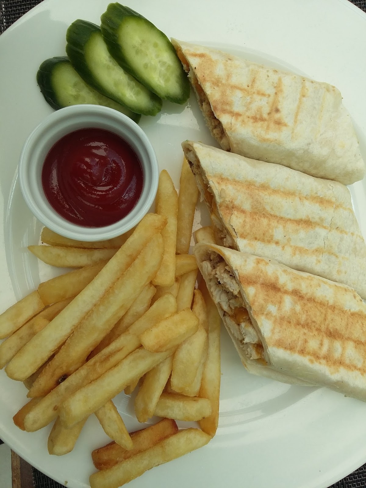 BITS AND PIECES FROM VENUS: Bahraini Breakfast at the Souq-Manama