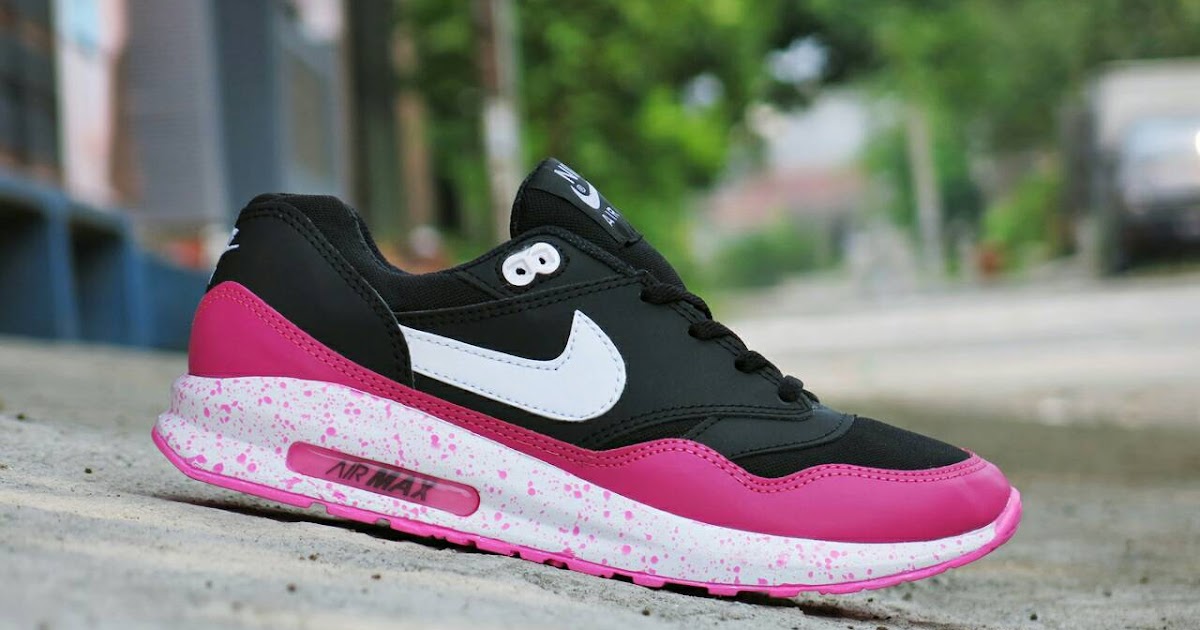 NIKE CASUAL PINK BLACK sepatu sport surabaya Sepatu Sport Surabaya Amanah