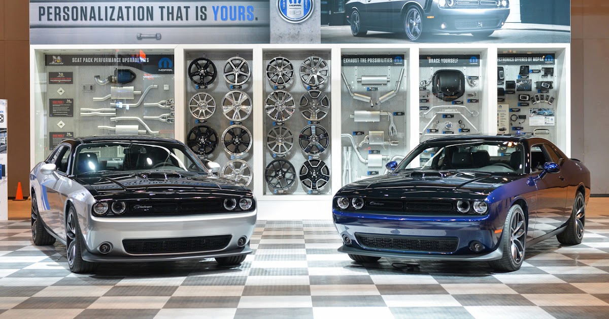 MUSCLE CAR COLLECTION : Dodge Challenger Mopar 80 Years Edition