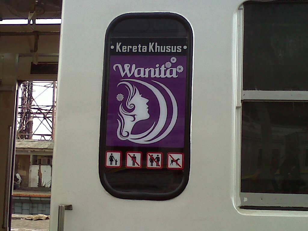 Indonesian Railways Corner: Uji Coba KRL Eks JR 103 E21