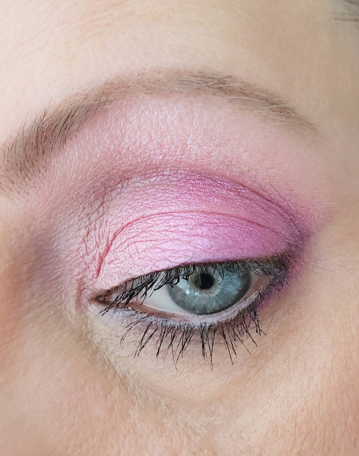 Pink Makeup Looks with Pretty Pink Cosmetics