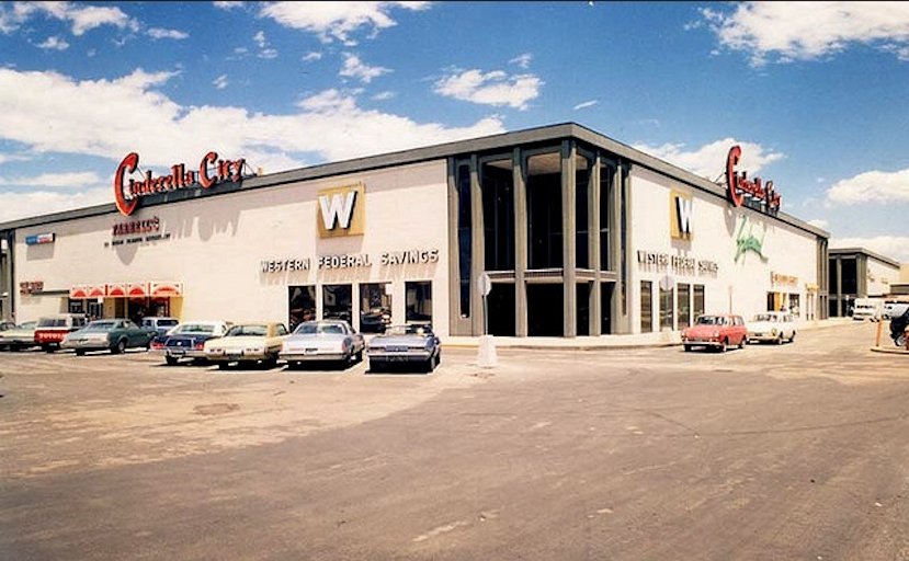 Our Nostalgic Memories: Cinderella City Mall