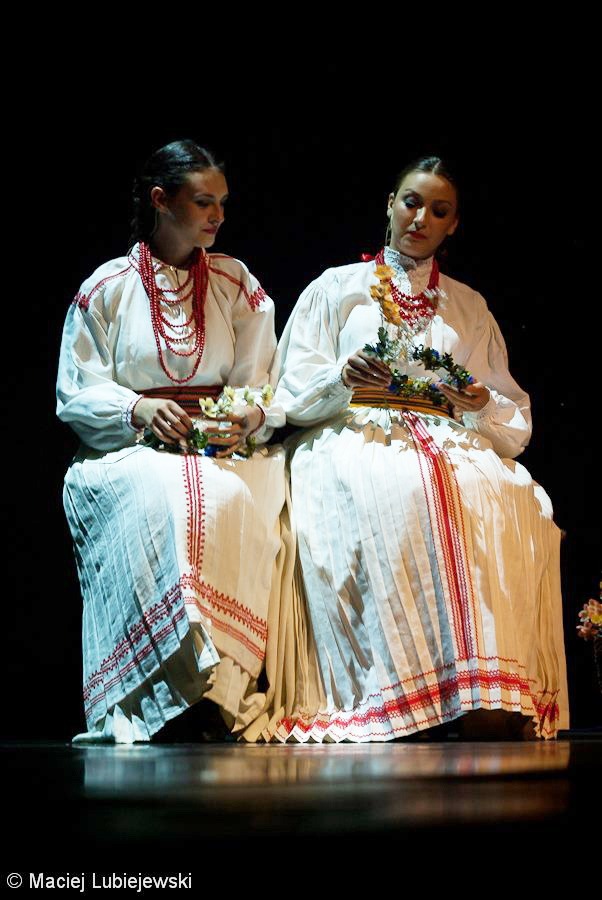 lamus dworski: Biłgoraj costume - a guide to Polish folk costumes