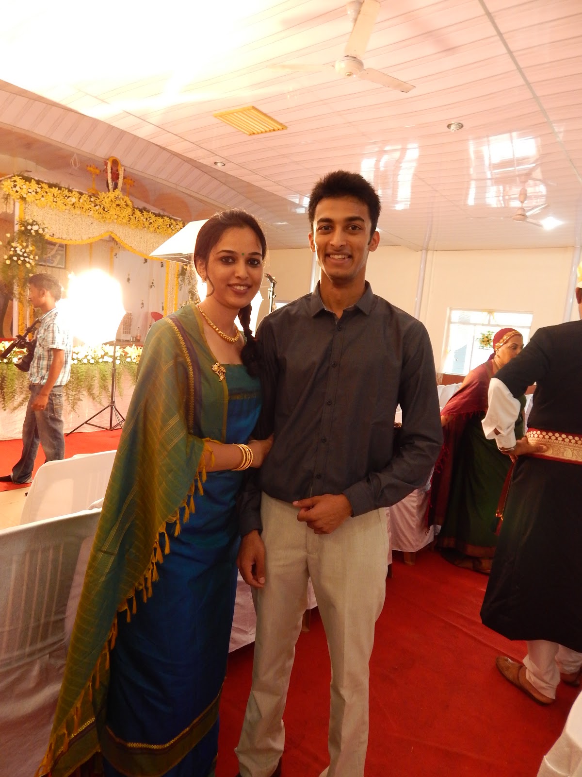 Lisha's WHITE TULIP: Coorg Wedding:)