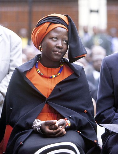 Queen Mothers of Africa and Their Daughters: RAIN QUEEN MAKOBO ...