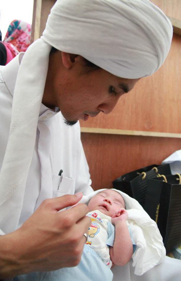 UNGGUL GONGKIAT: BIODATA USTAZ DON DANIYAL DON BIYAJID