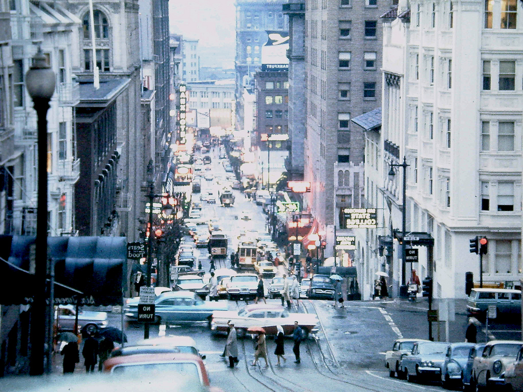 Found Snapshots Capture Everyday Life of California From Between the ...