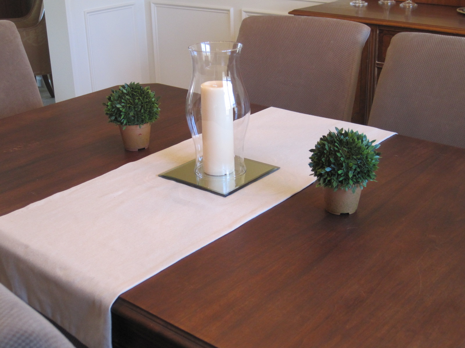 Designed To Dwell: Simple Centerpiece