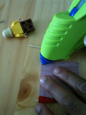 Boy 2001: LEGO crafts: minifig felt stretcher