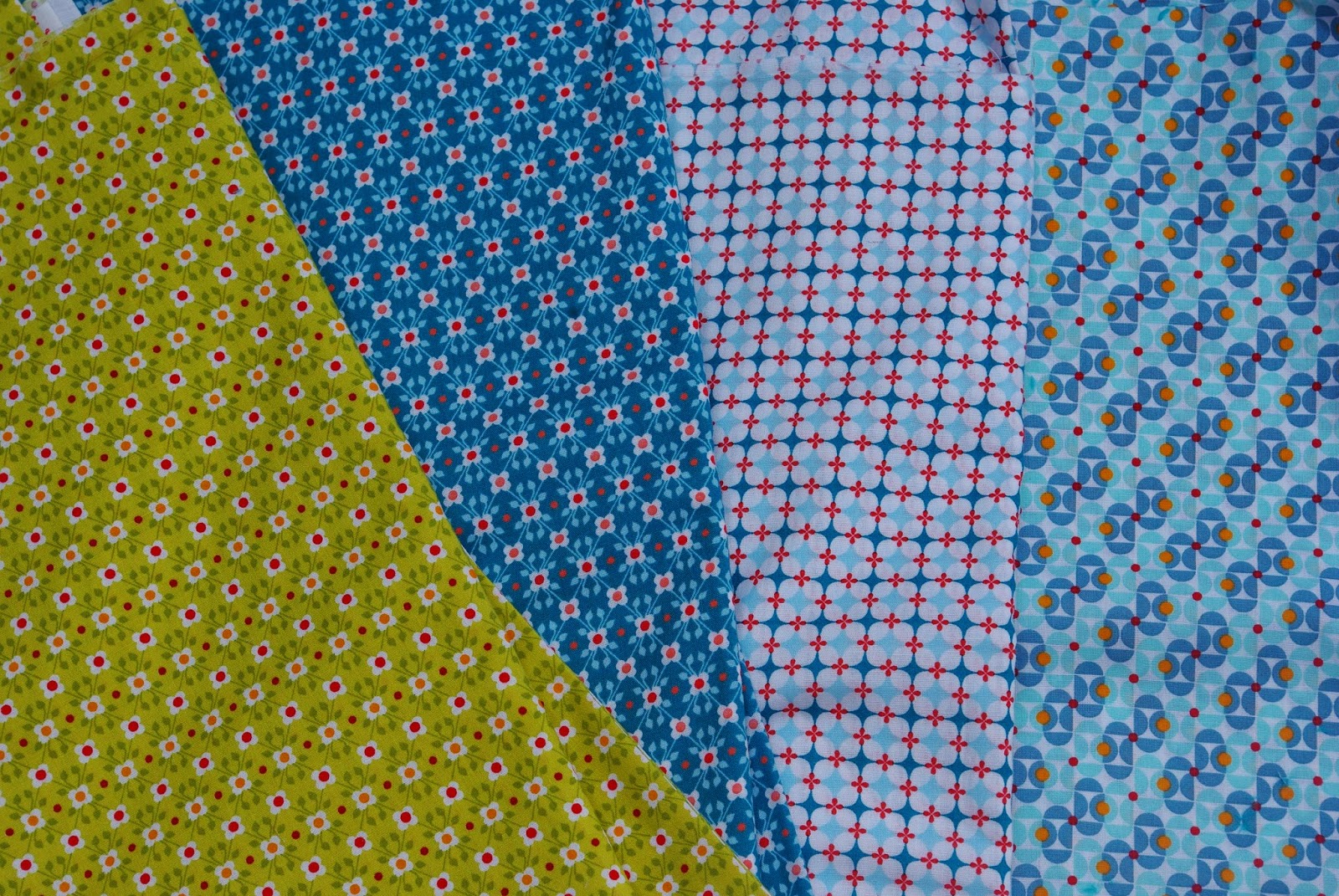 hoemmelke: stoffenmarkt Maastricht