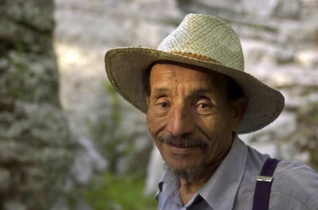 Enredada en la Red: El canto de la Tierra - Pierre Rabhi. Entrevista