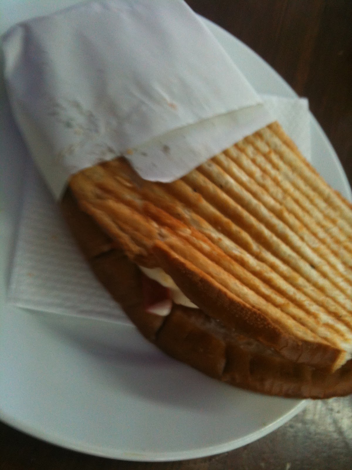 TURKNOY: Turkish Dishes: Ayvalik Tostu (Toast)