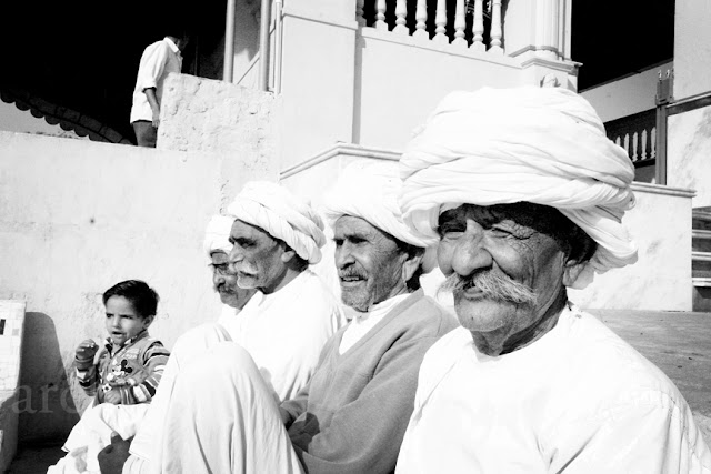 Rang: The Colours of Life.: Men in pagaris...