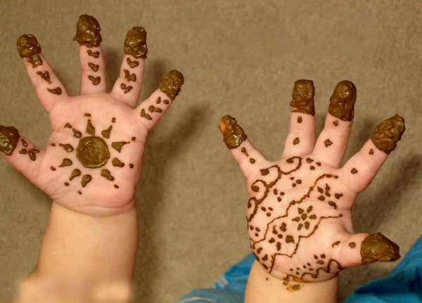 Easy Mehndi Design for Kids hands - Beautifull and Latest Mehndi Design ...
