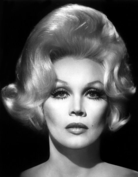 Dazzling Divas: Liz Renay