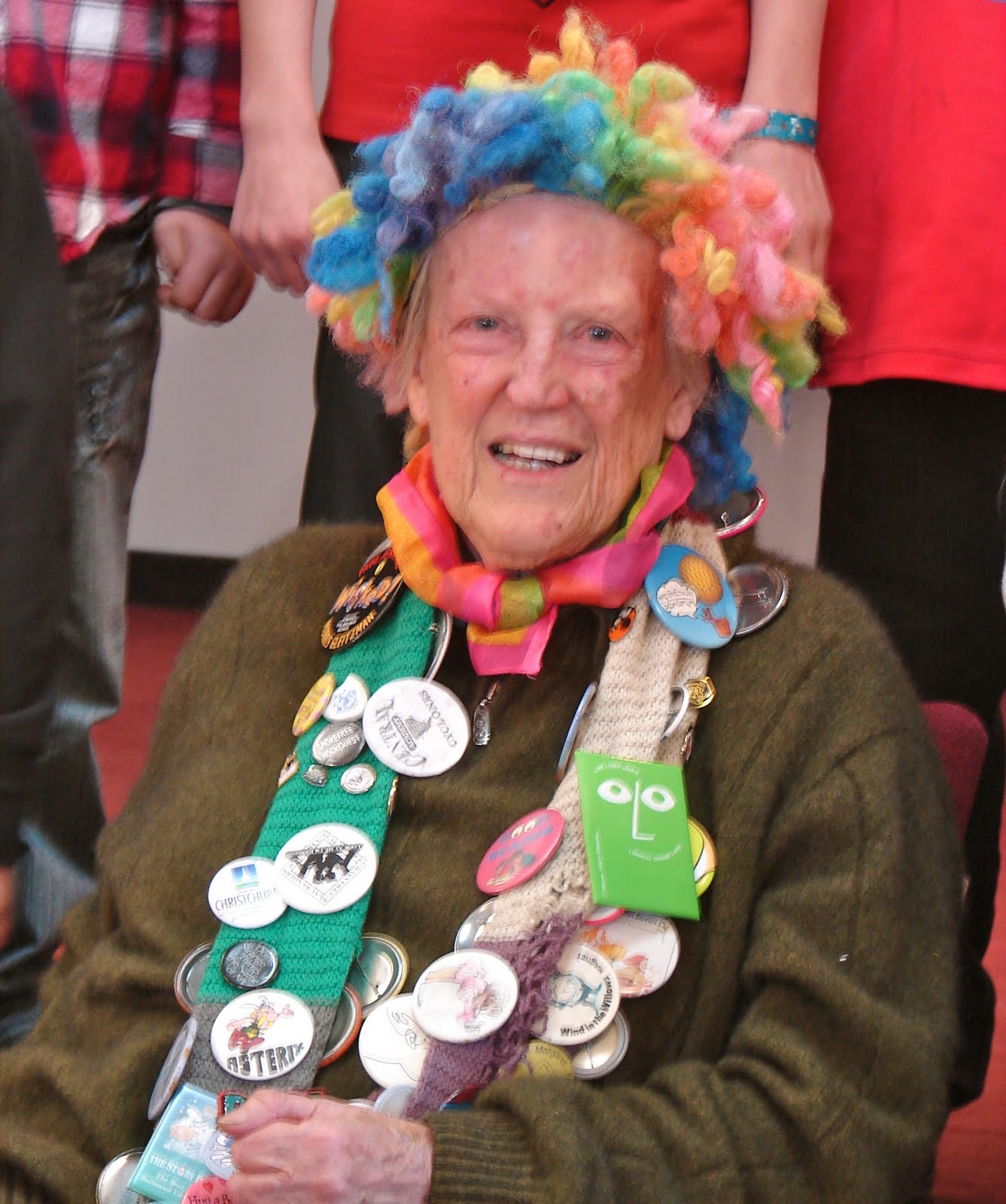 File:Margaret Mahy at the Kaiapoi Club, 27 July 2011, smiling.jpg ...