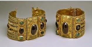 Jewellery from 3000 BC Egypt towards the twenty-first century - Call Us ...