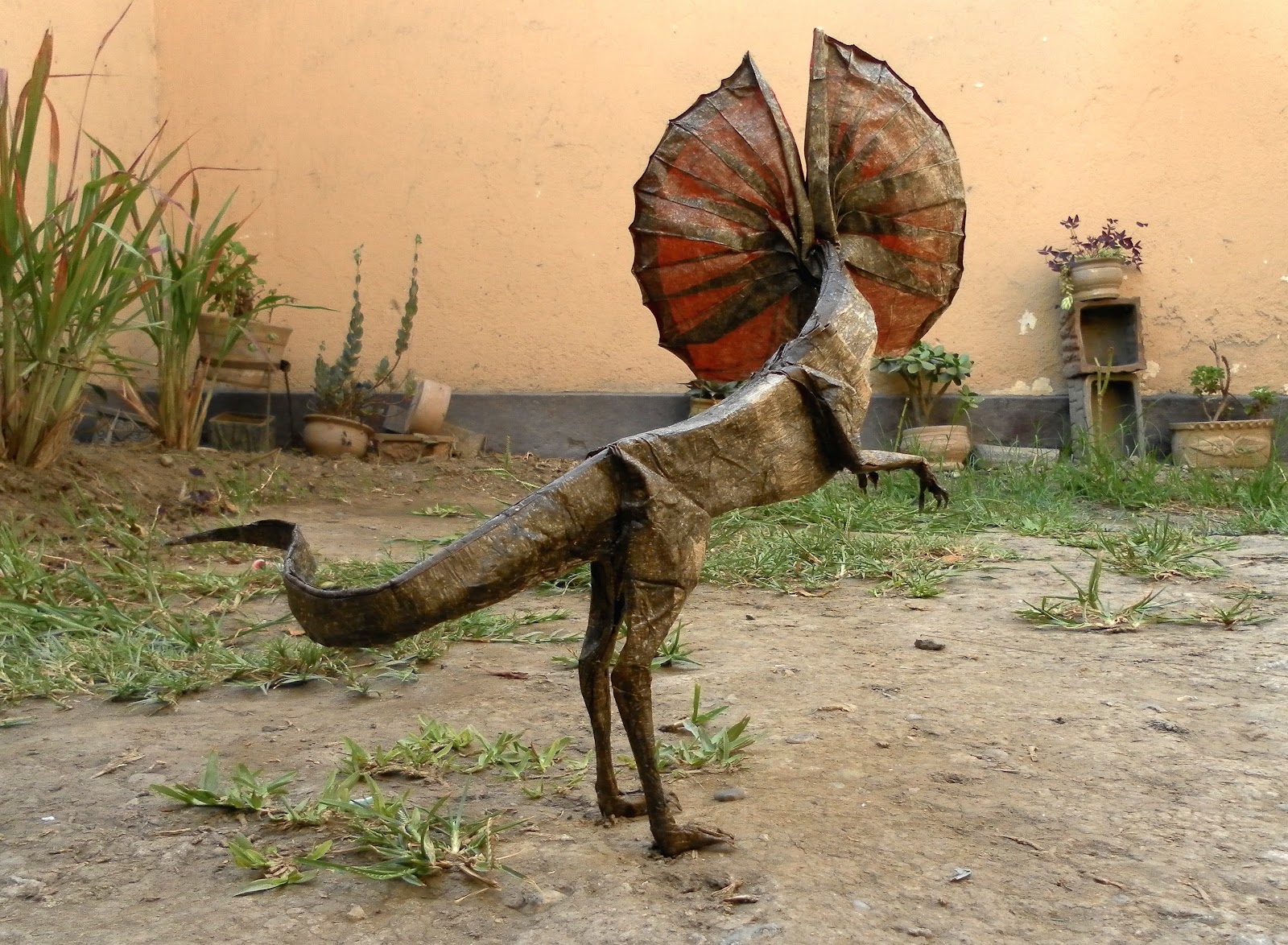 Mariano-Mi mundo el Origami: Dilophosaurus